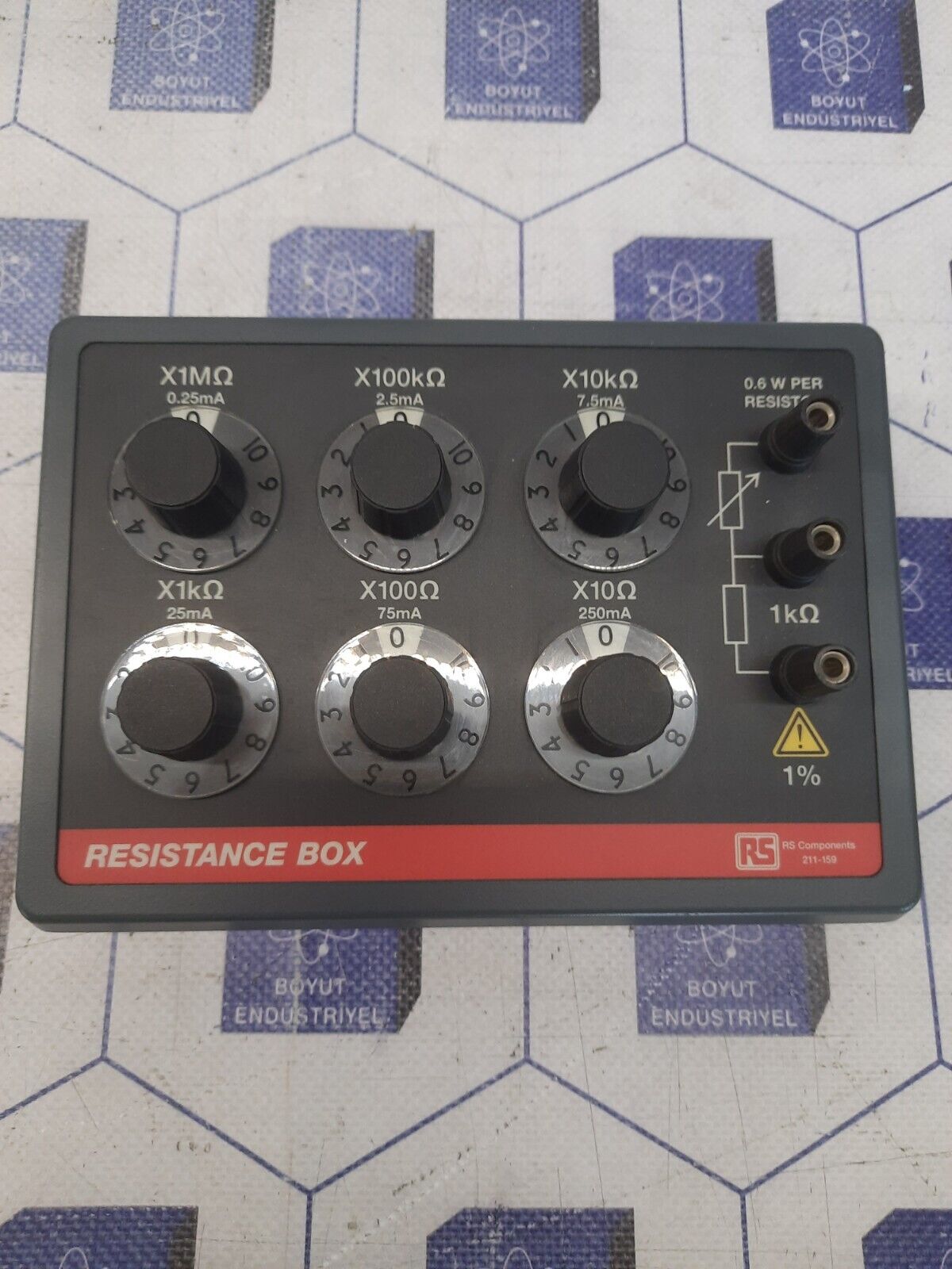 RS Components 211-159 Resistance Box – Boyut-Endustriyel