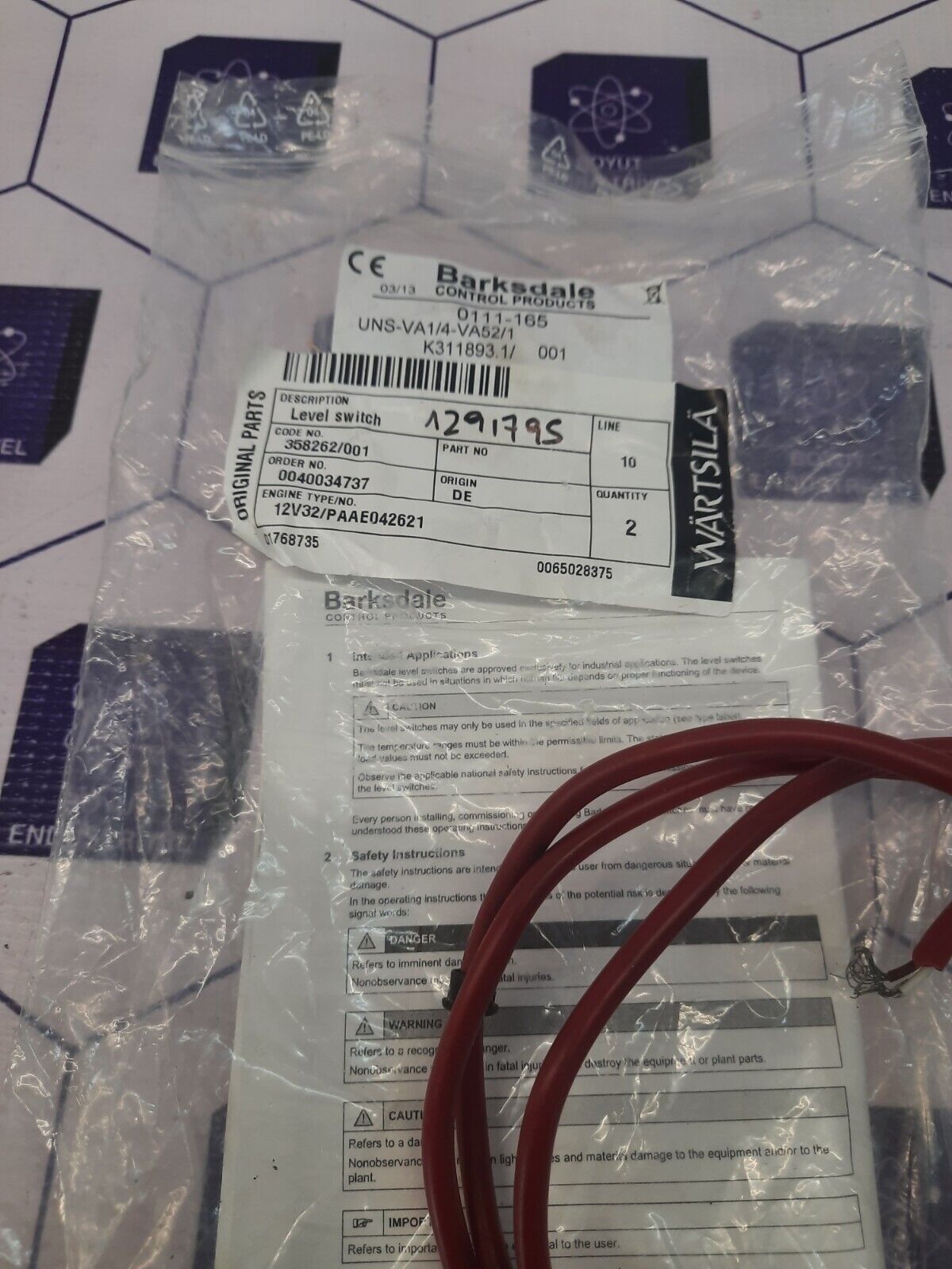 BARKSDALE UNS-VA1/4-VA52/1 0111-165 LEVEL SWITCH – Boyut-Endustriyel