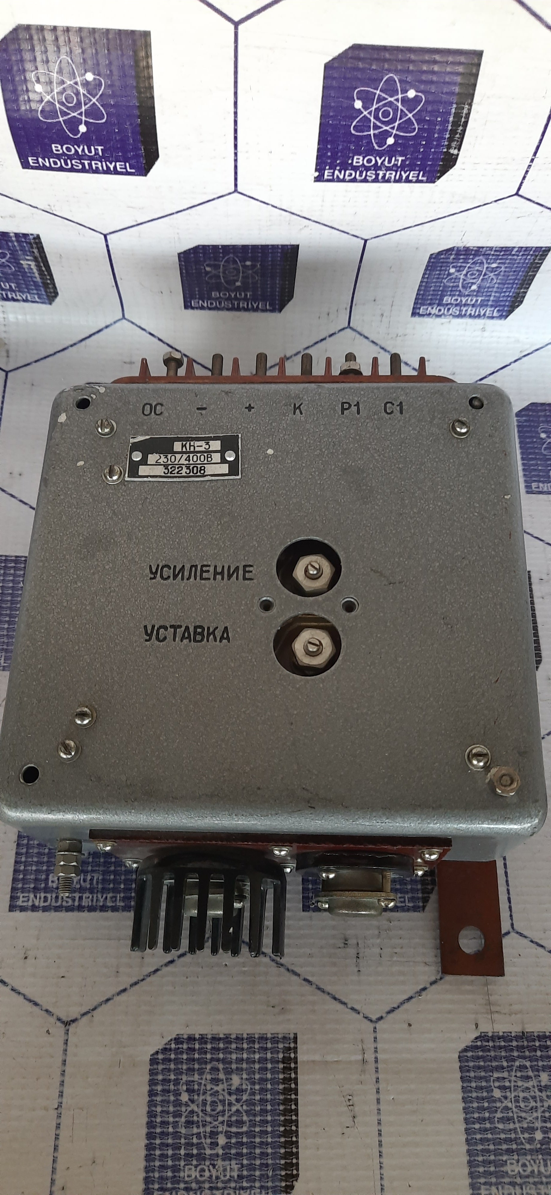 Voltage Corrector KH-3 230/400B 322308 – Boyut-Endustriyel