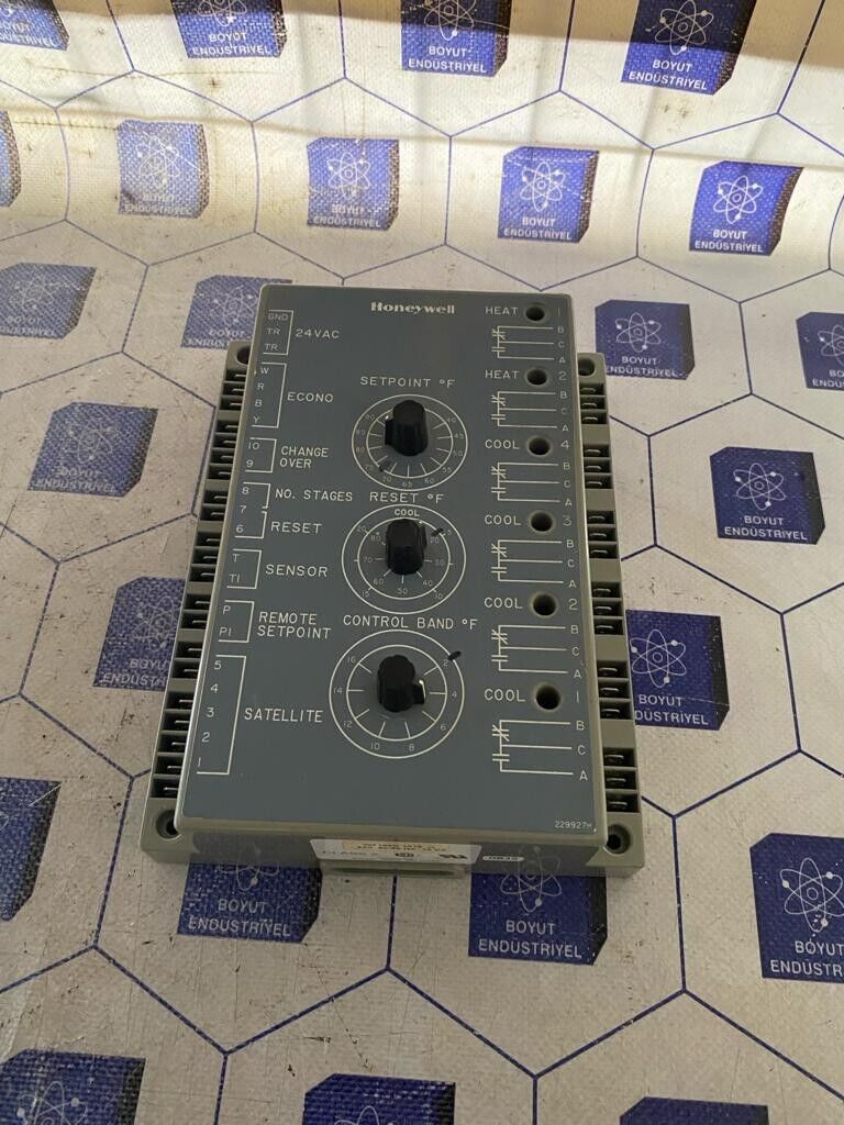 Honeywell W7100C1018 Microprocessor Controlled Discharge Air Control ...