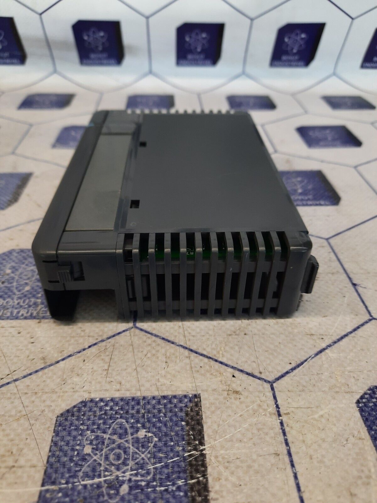 AUTOMATION DIRECT D4-08NE3S RELAY OUTPUT MODULE – Boyut-Endustriyel