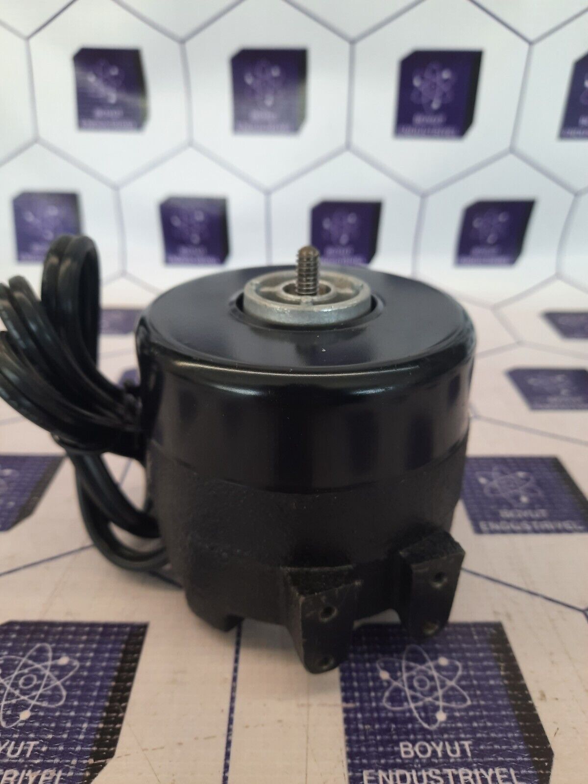 US MOTORS SHADED MOTOR FAN 16W HP 1550RPM 115V – Boyut-Endustriyel