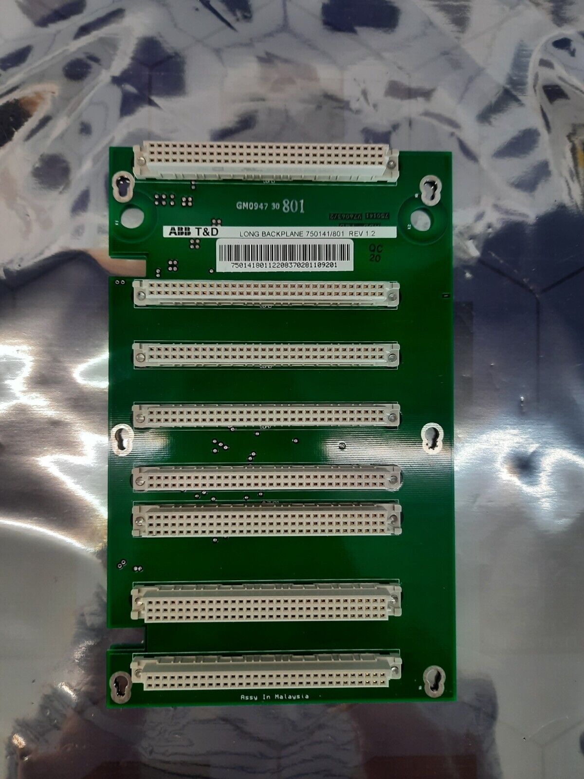 ABB T&D LONG BACKPLANE 750141/801 REV. 1.2 – Boyut-Endustriyel